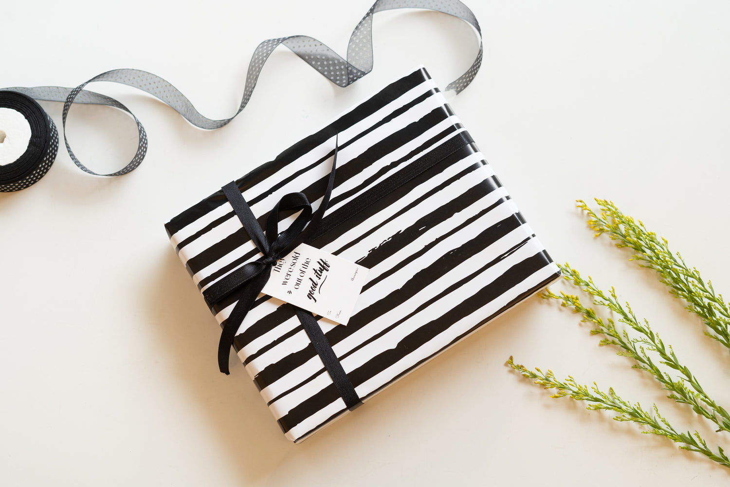 Gift Wrapping Paper and Sheets Online | Chaarpai